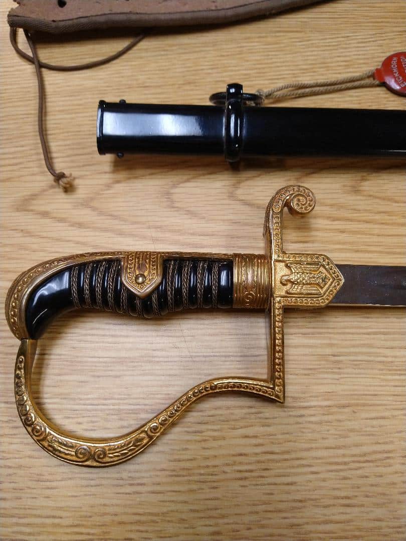 Johnson Reference Books & Militaria