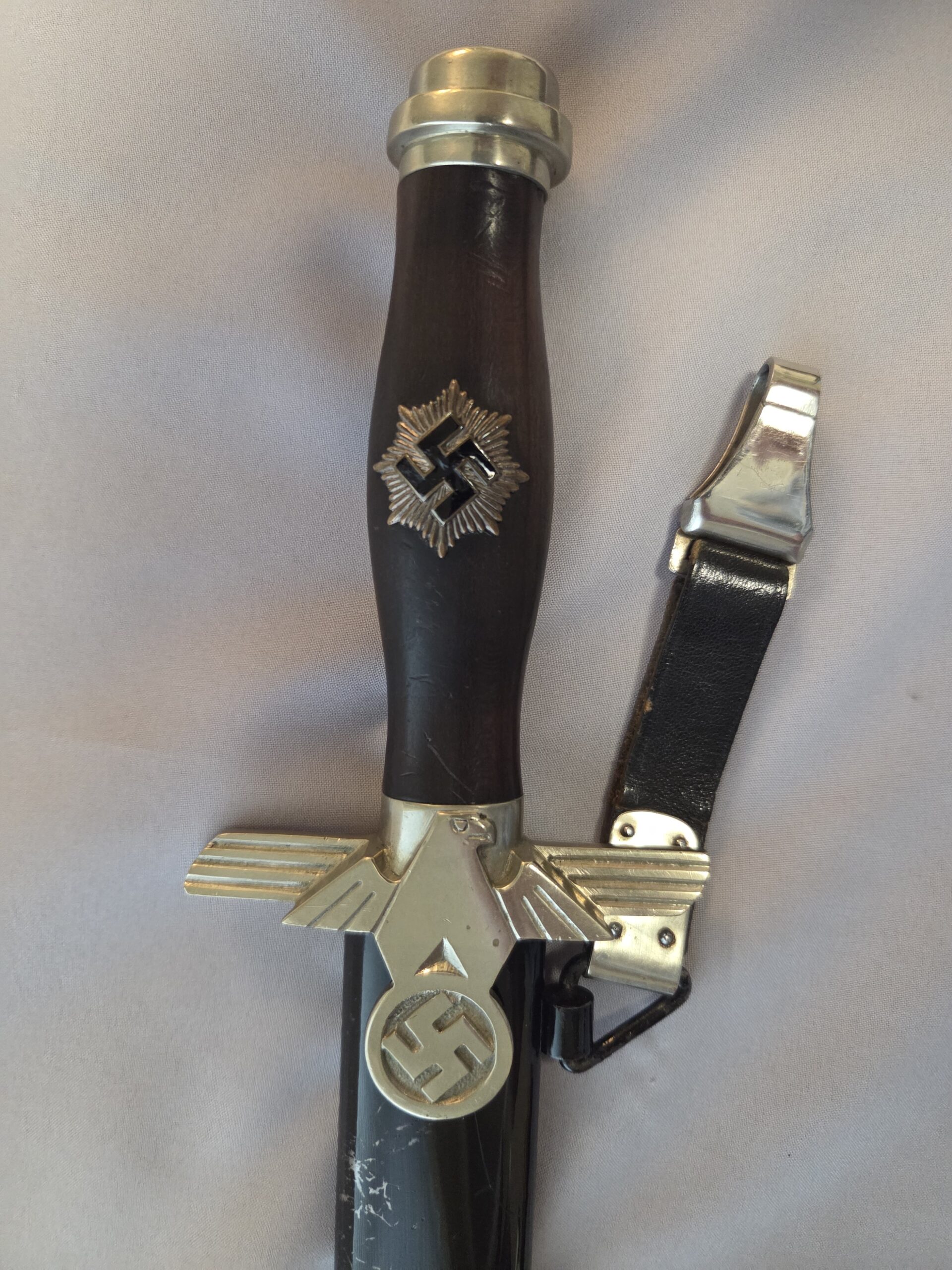 Johnson Reference Books & Militaria