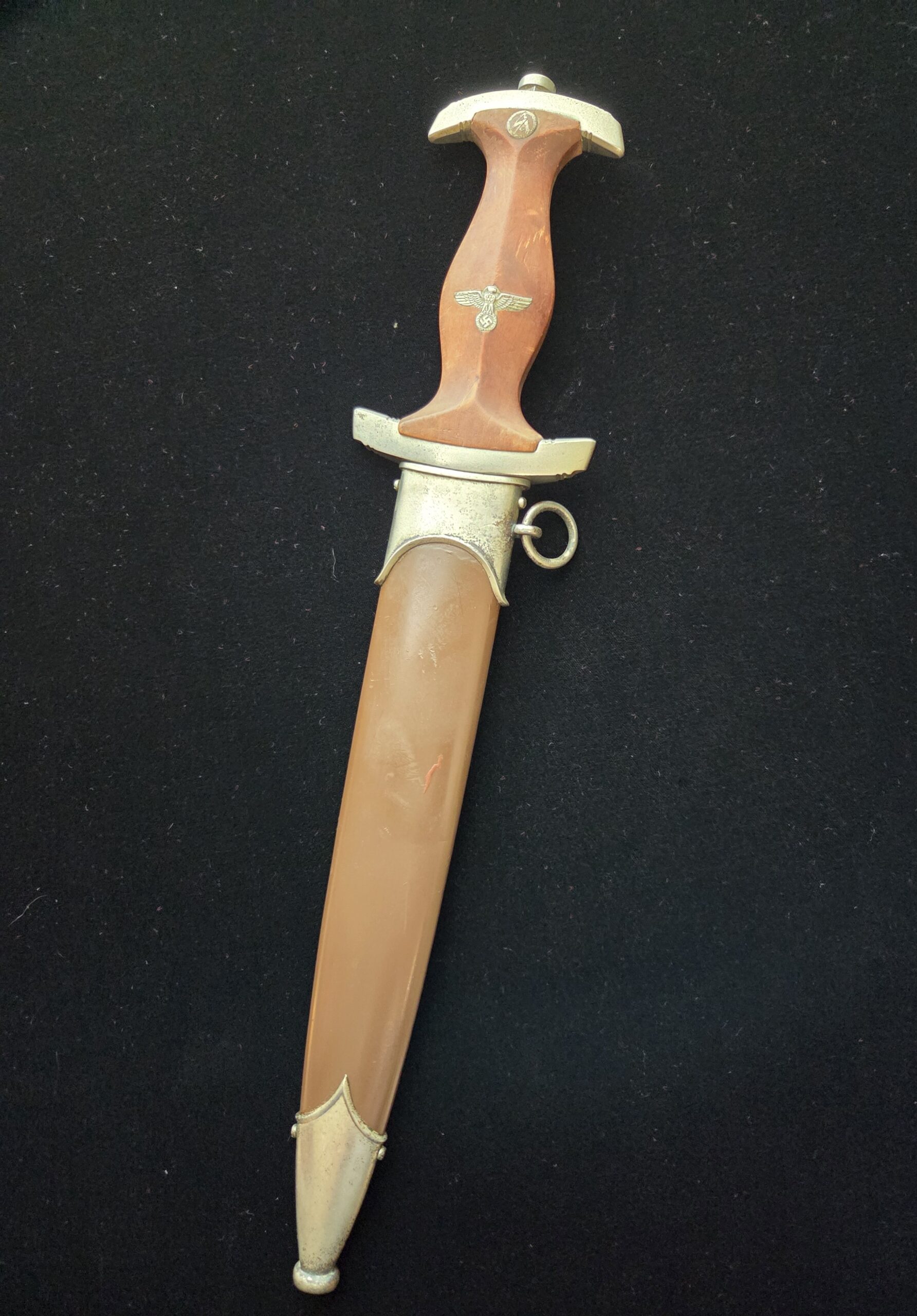 Johnson Reference Books & Militaria