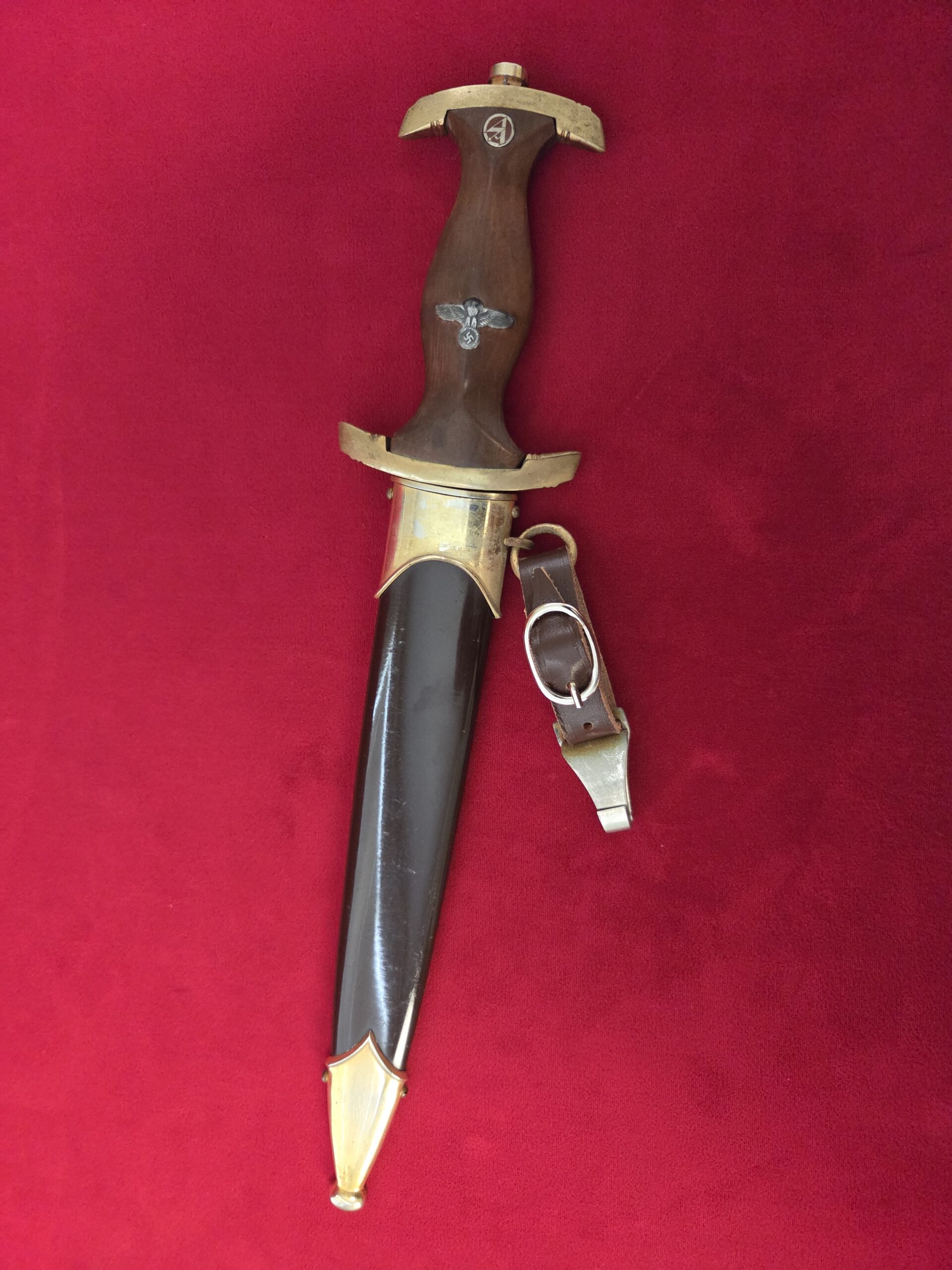 Johnson Reference Books & Militaria